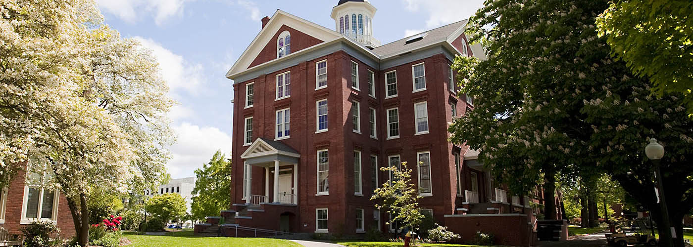 Waller Hall at Willamette University's Salem Campus