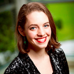 Ellery, an Art History Alumni from Willamette